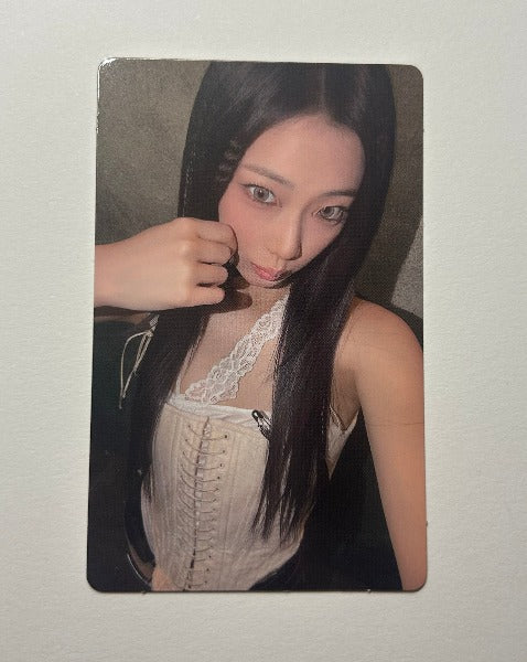 BABYMONSTER BABYMONS7ER Weverse Face Pinch Pob Photocard with member c ...